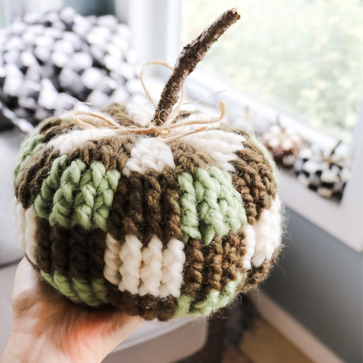 Crochet Bulky & Quick Plaid Pumpkins - MJ's off the Hook Designs