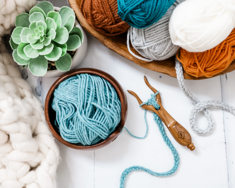 How to Use a Lucet Fork - MJ's off the Hook Designs