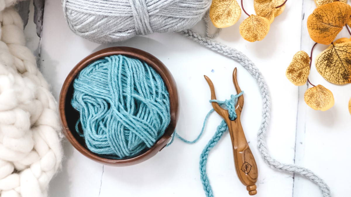 How to Use a Lucet Fork - MJ's off the Hook Designs