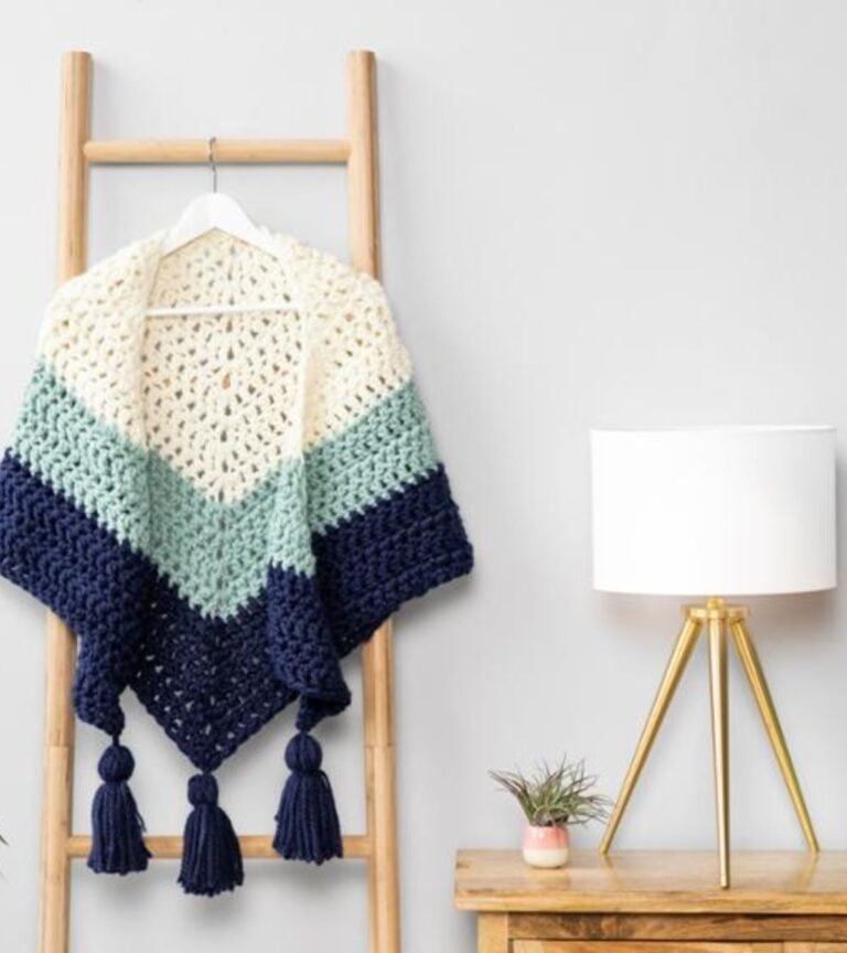 Easy Bulky Crochet Shawl - MJ's off the Hook Designs