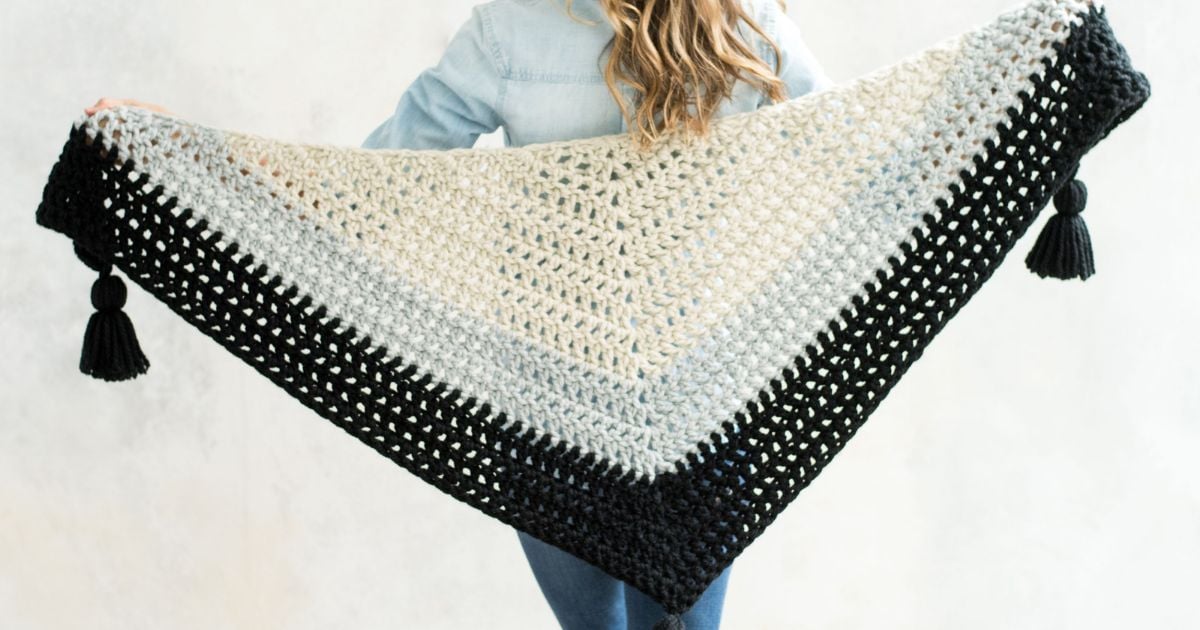 Easy Bulky Crochet Shawl - MJ's off the Hook Designs