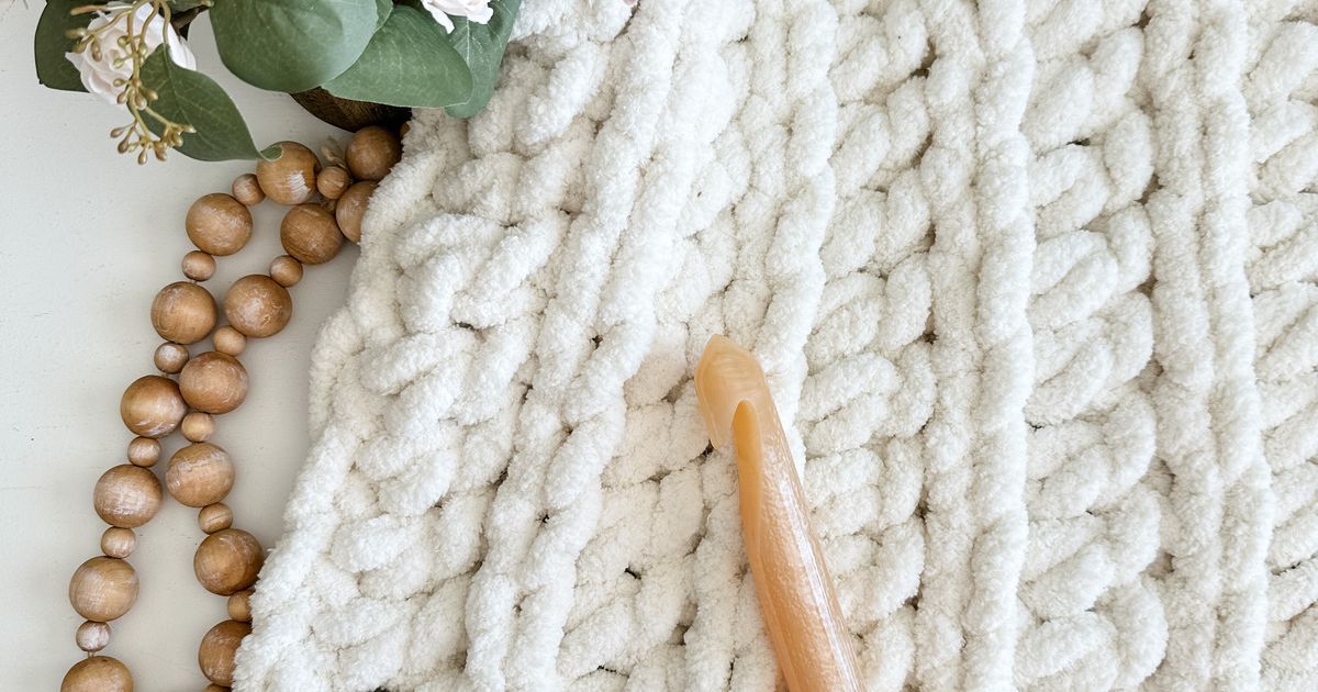 Chunky Crochet Throw - MJ's off the Hook Designs