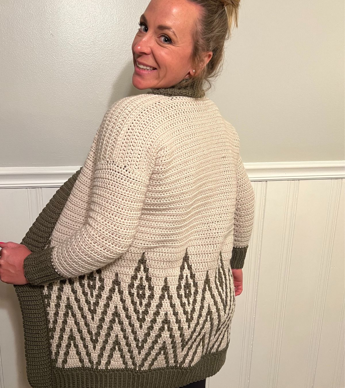Crafting a Mosaic Crochet Cardigan: The Perfect Guide