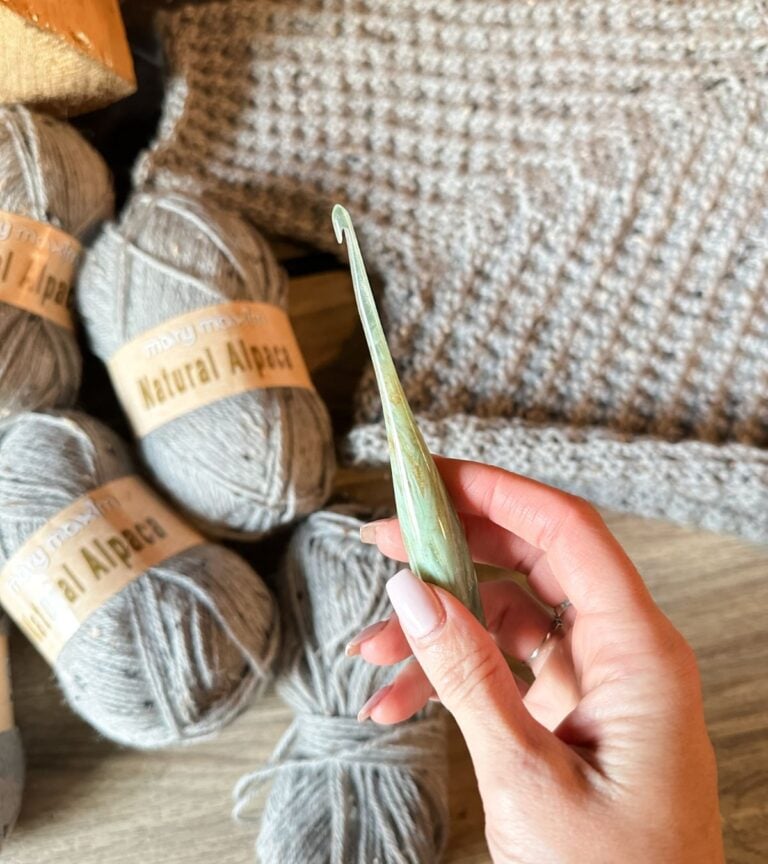 Men's Pullover: The Winter Wonder Cable Sweater Pattern