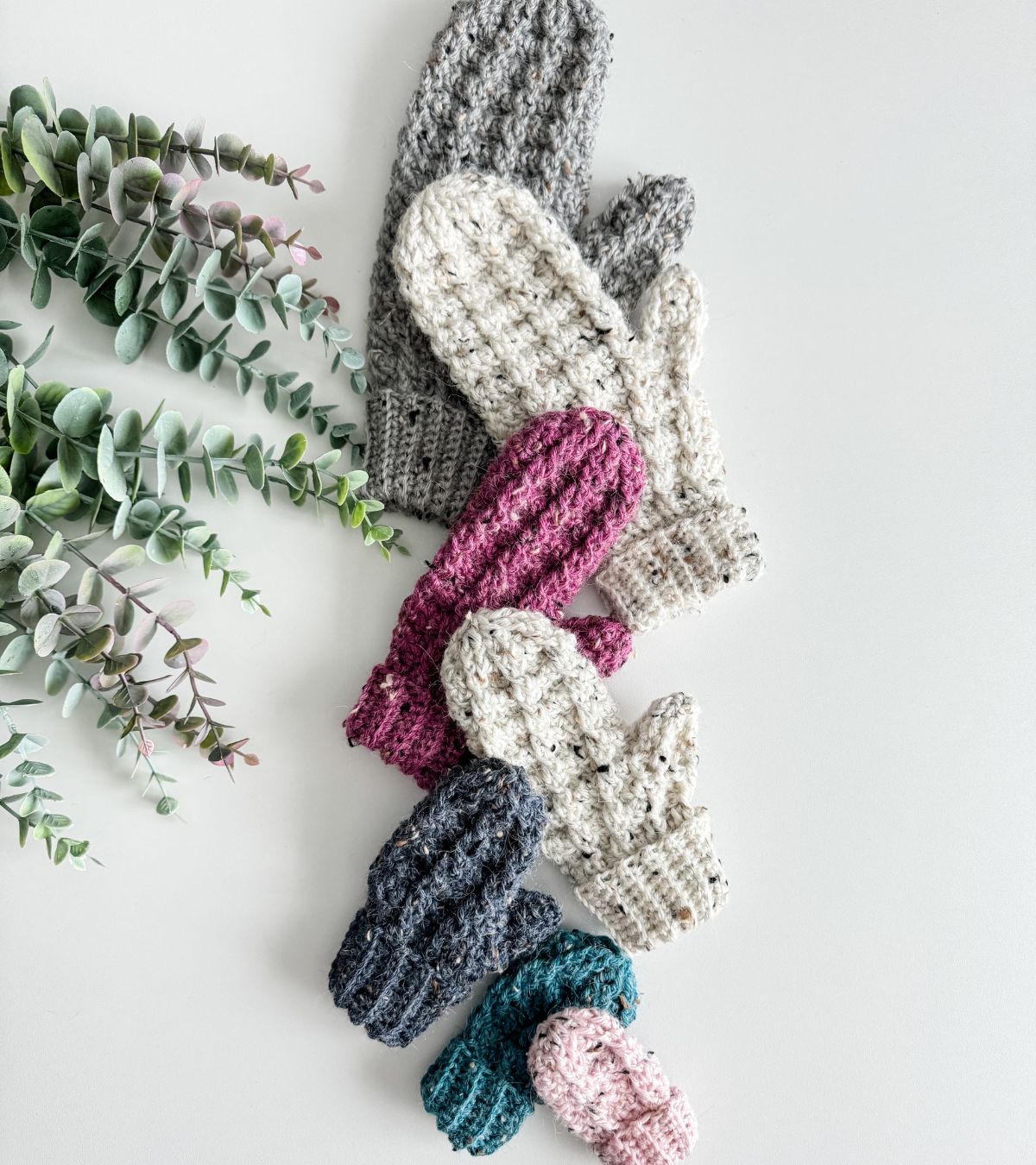 Crochet Mitten Tutorial: Create Stylish Cable Pattern Mittens