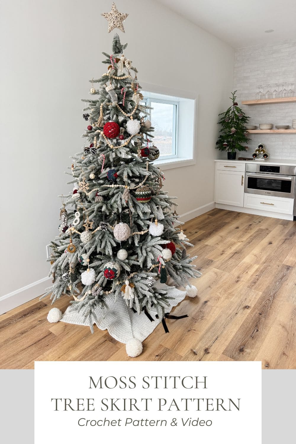 Free Crochet Tree Skirt Pattern for Modern Holiday Decor - MJ's off the ...