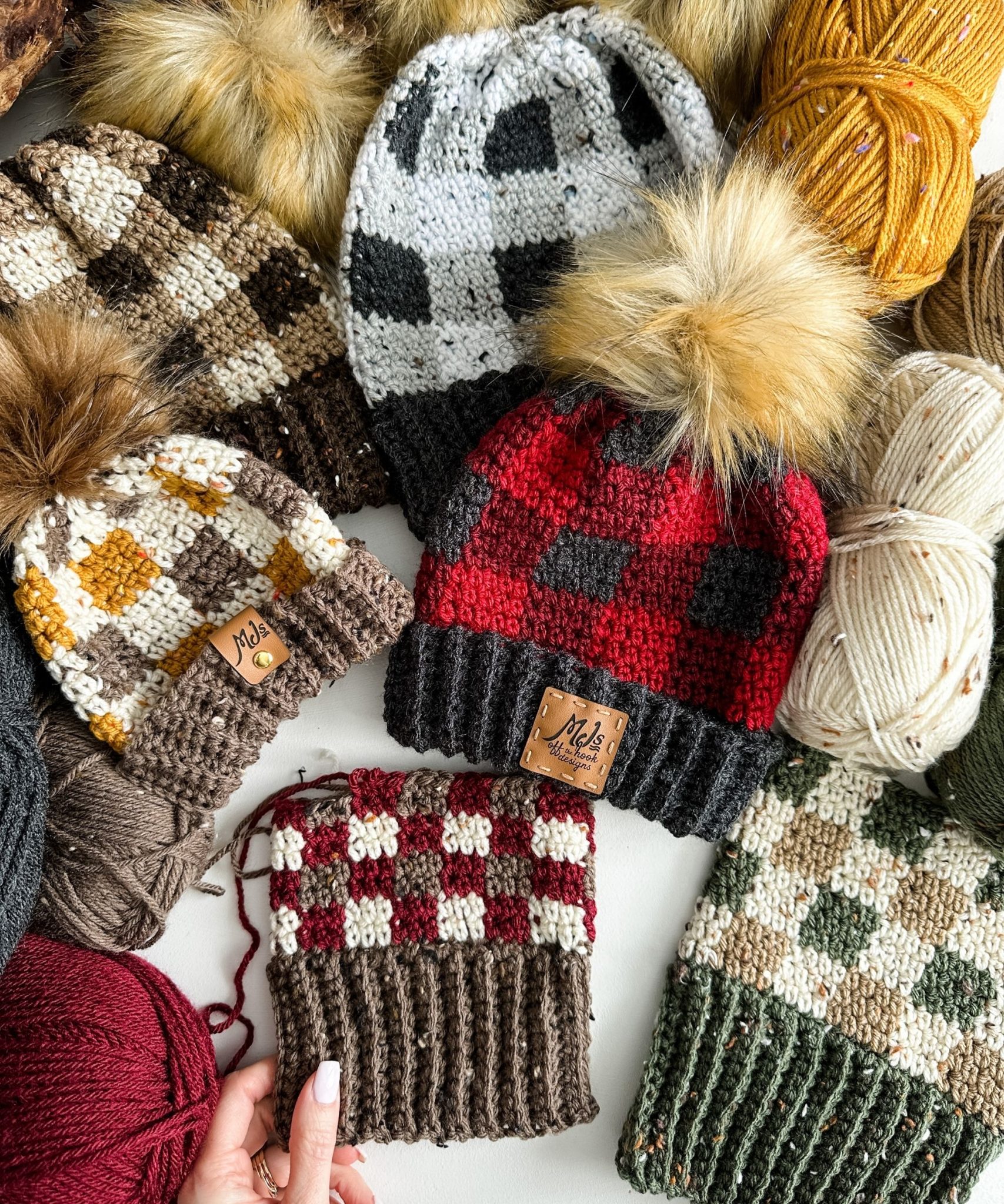 Bulky & Quick Christmas Elf Hat: Free Crochet Pattern - MJ's off the ...